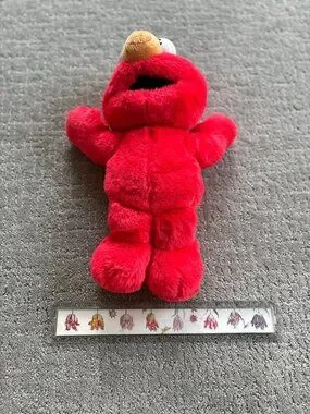 Child Dimension | Toys | Vintage Child Dimension Sesame Street 992 Elmo ...